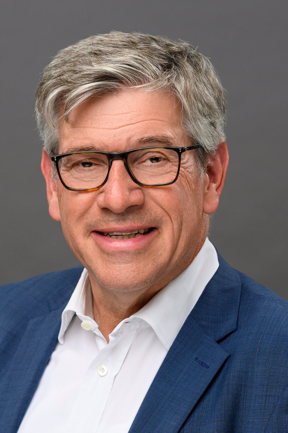 Dr. Ulrich Schückhaus feiert Dienstjubiläum bei der WFMG - WFMG